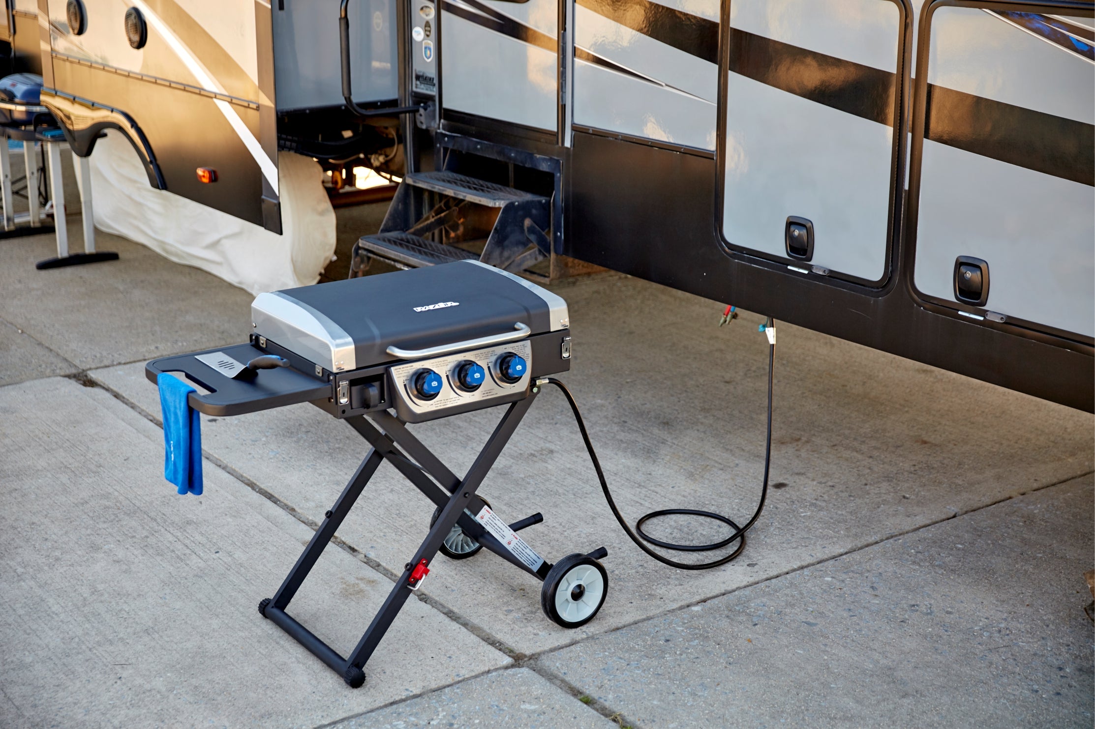 Razor 20lb Adaptor Hose– Razor Griddle