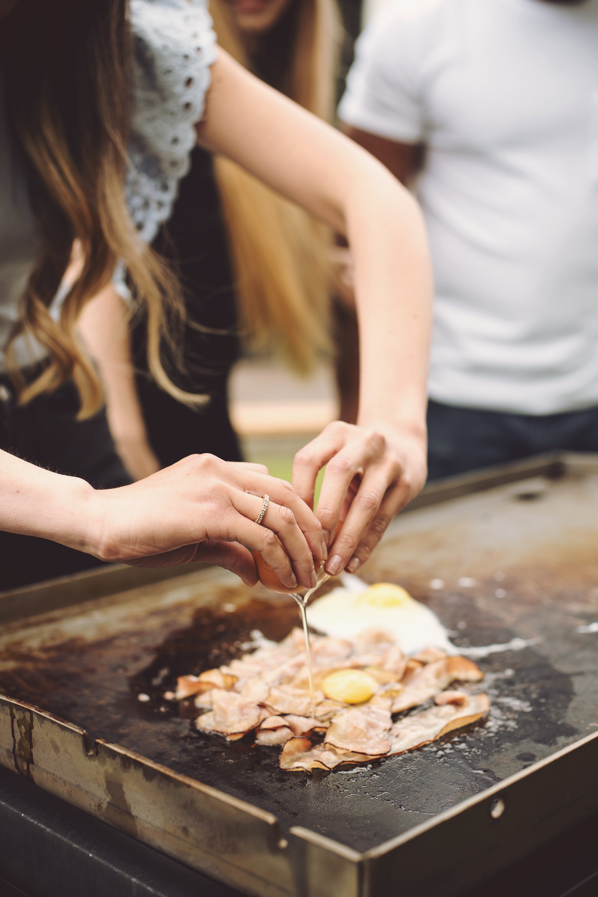 25in Razor 2 Burner Portable Griddle (no lid)– Razor Griddle