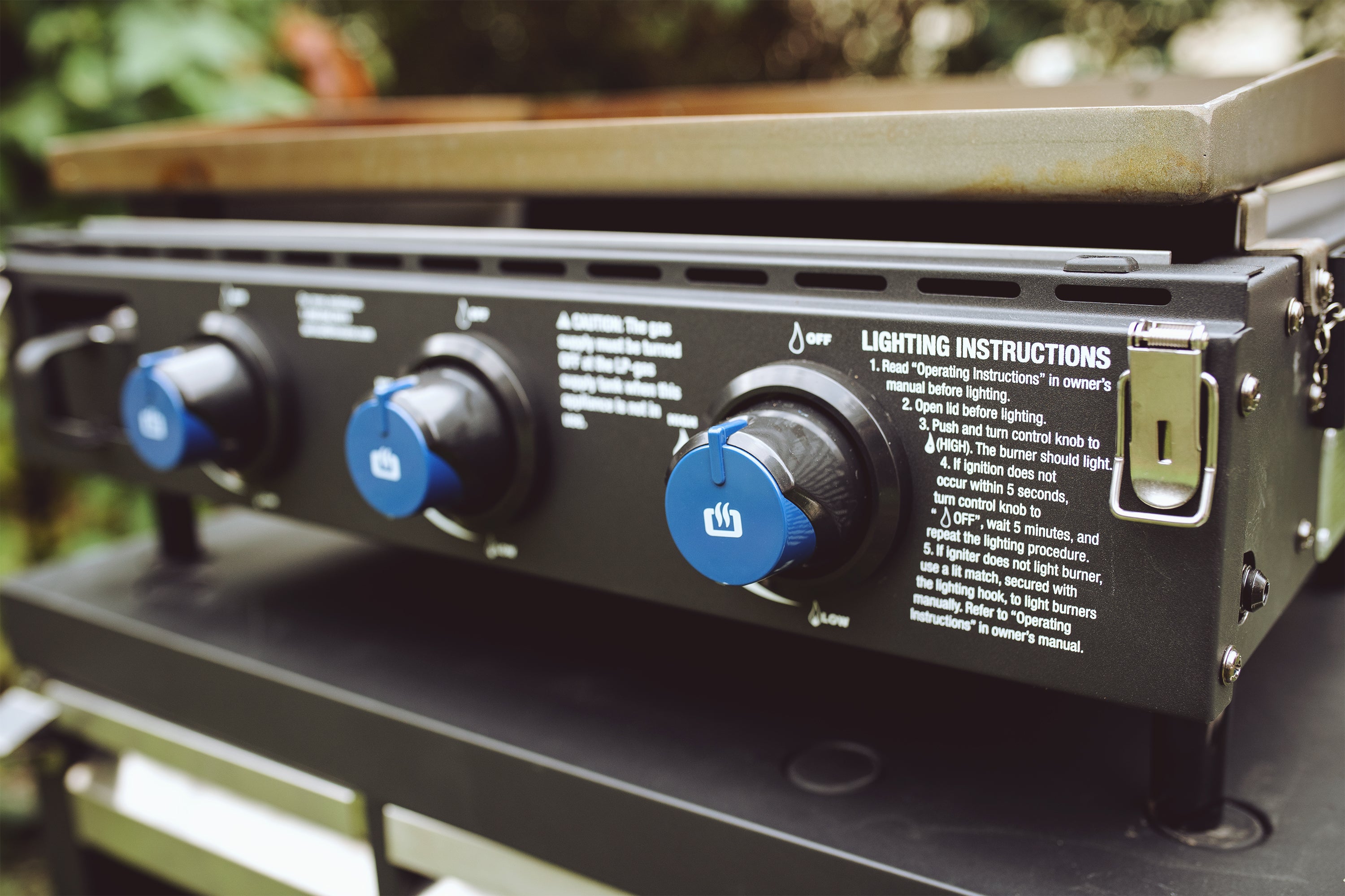 New 25" 3 Burner with Foldable Cart– Razor Griddle